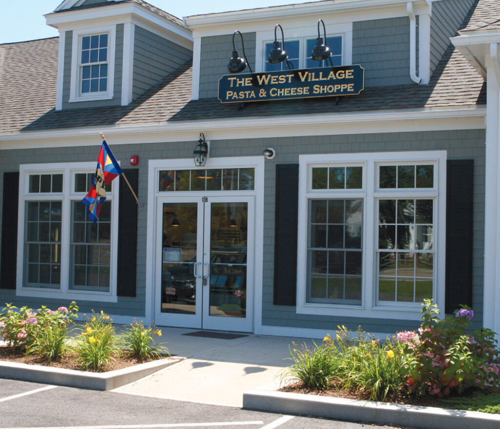 Three Cheese for Pasta! Fromage à Trois Has Fans Shouting For More